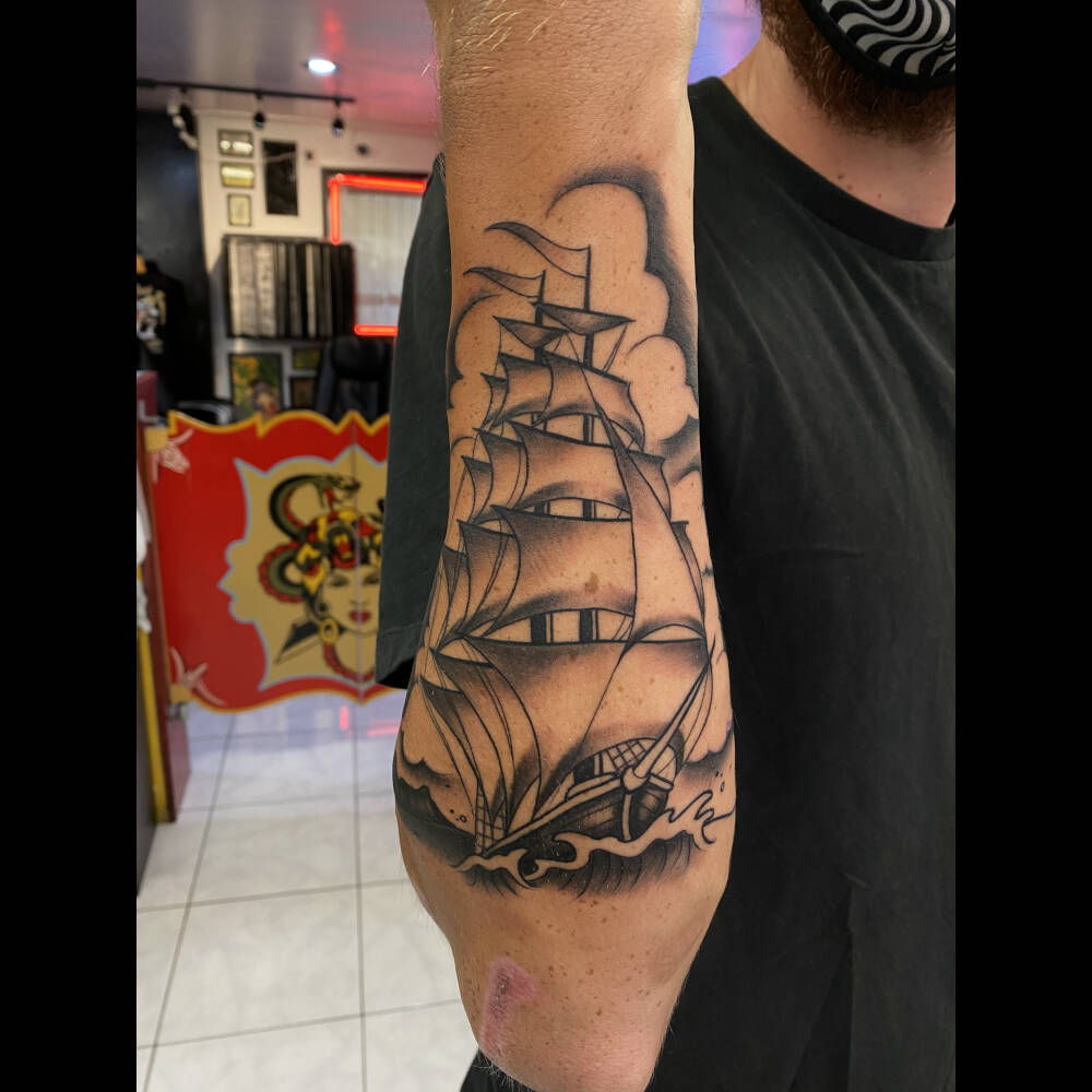 Sacred Art Tattoo Waikiki